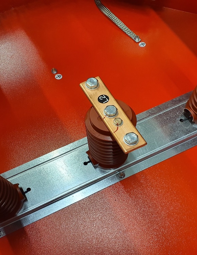 24 kV Junction box, octagonal – Altgeld