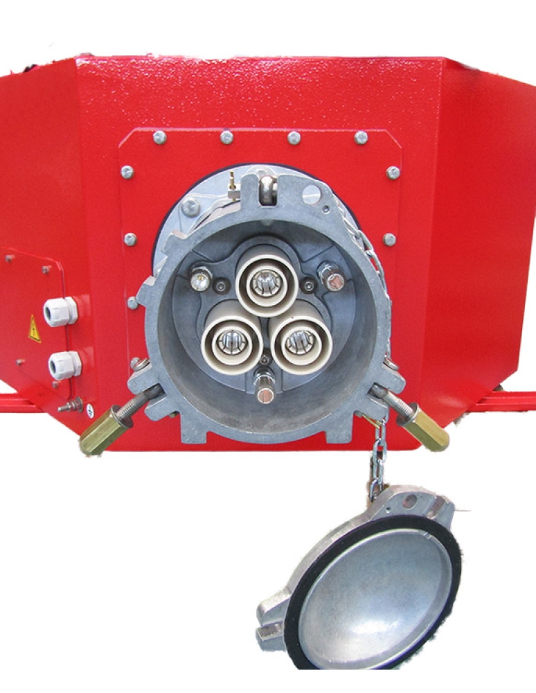 Junction box with flange mounted connector – Altgeld